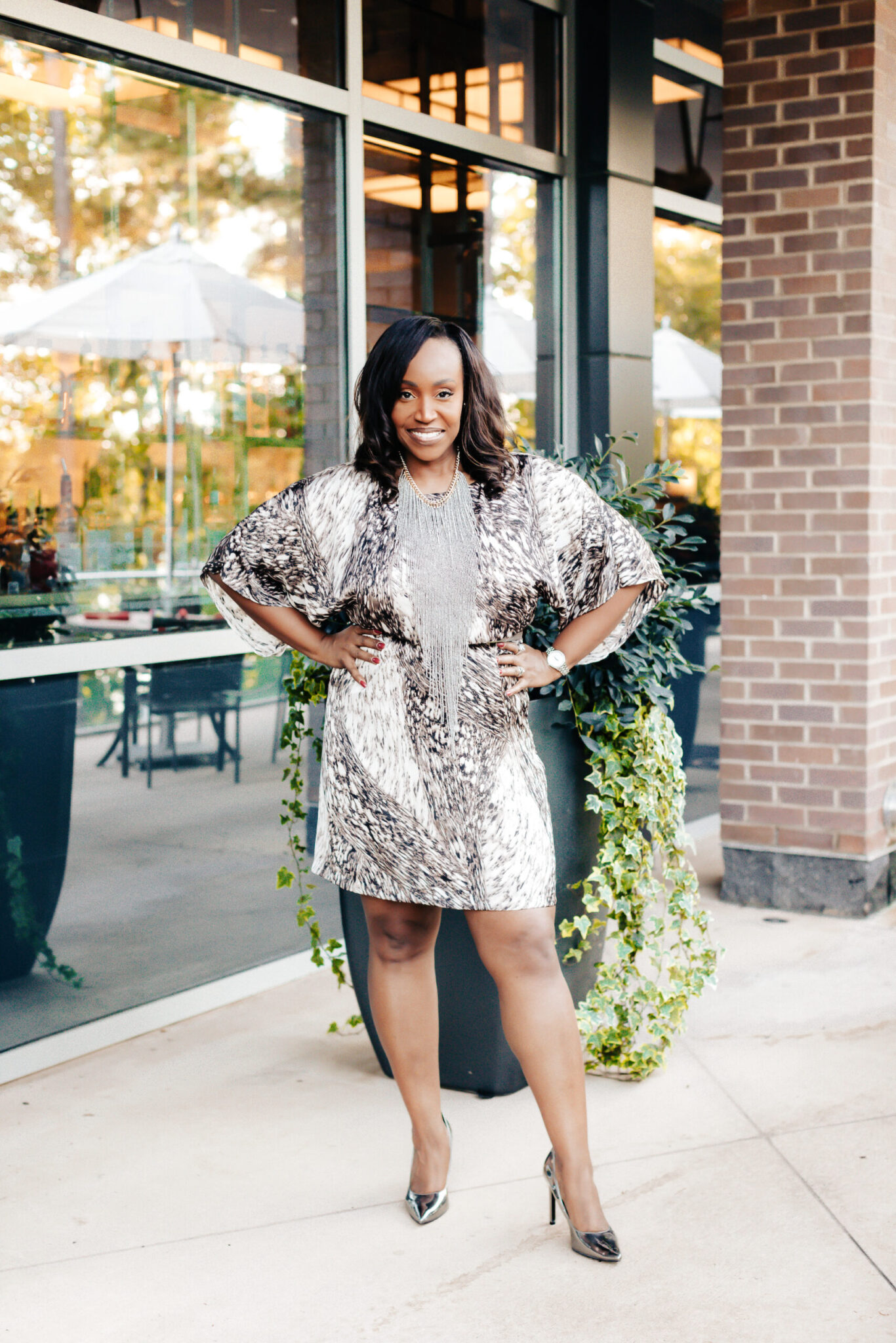 ABOUT DR. ERICA PERRY GREEN – Dr. Erica Perry Green