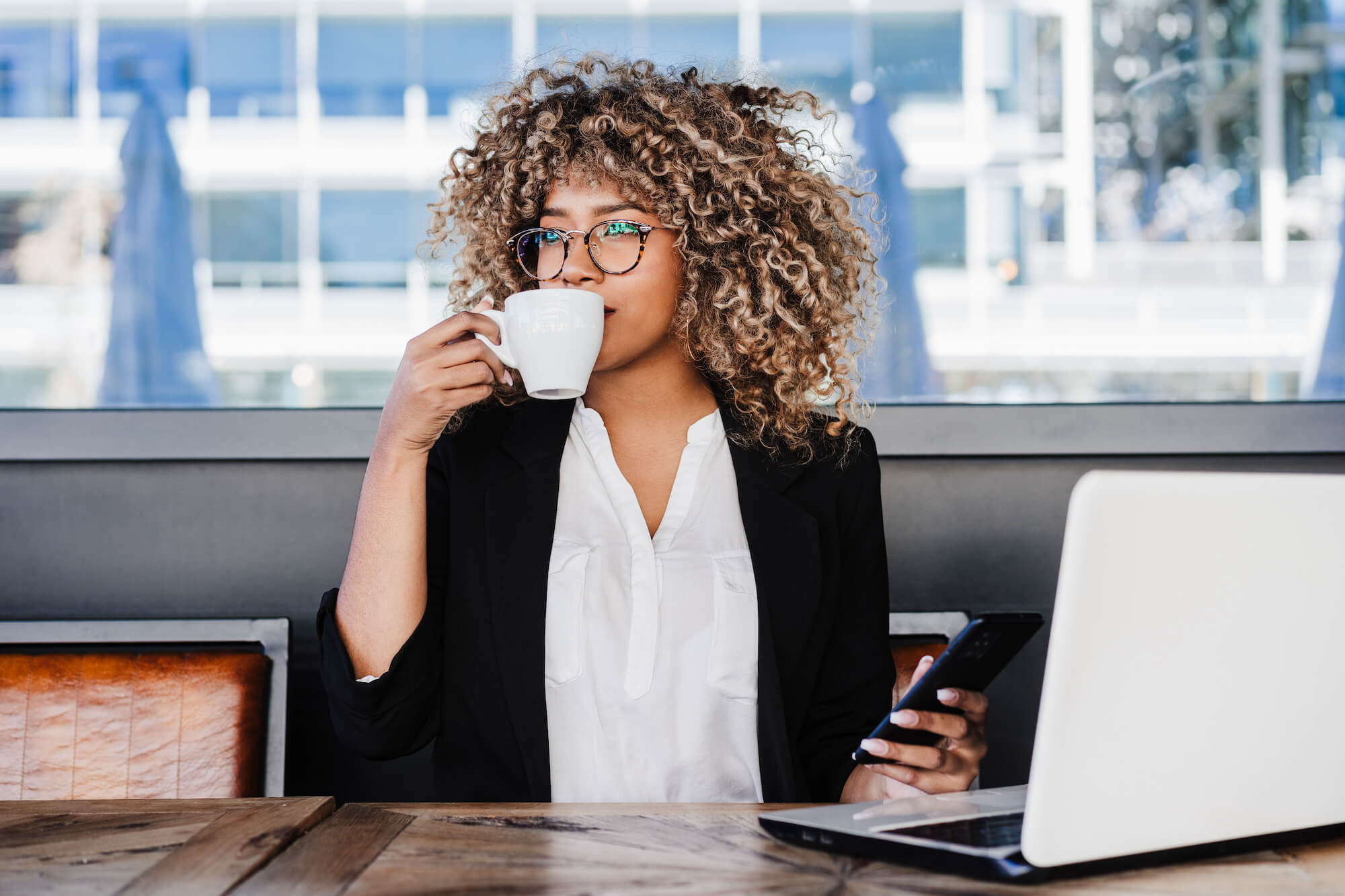 Dr. Erica Perry Green – The Six Figure Author Coach and Strategist